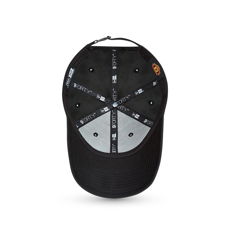 Manchester United New Era Rubber Crest 9FORTY Adjustable Cap - Black ...